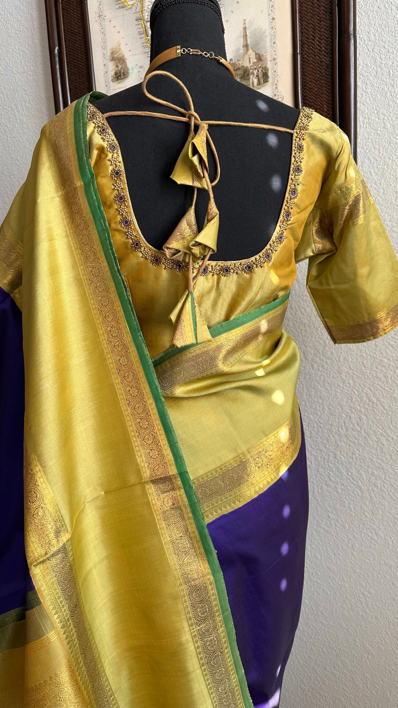 Hand Embroidered blouse designs for pattu sarees Muhurtam blouse desig ...